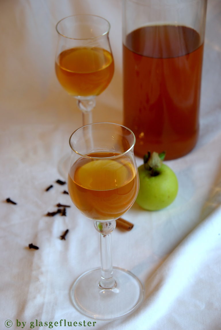 Apfelkorn, prost ihr lieben! · glasgefluester.de